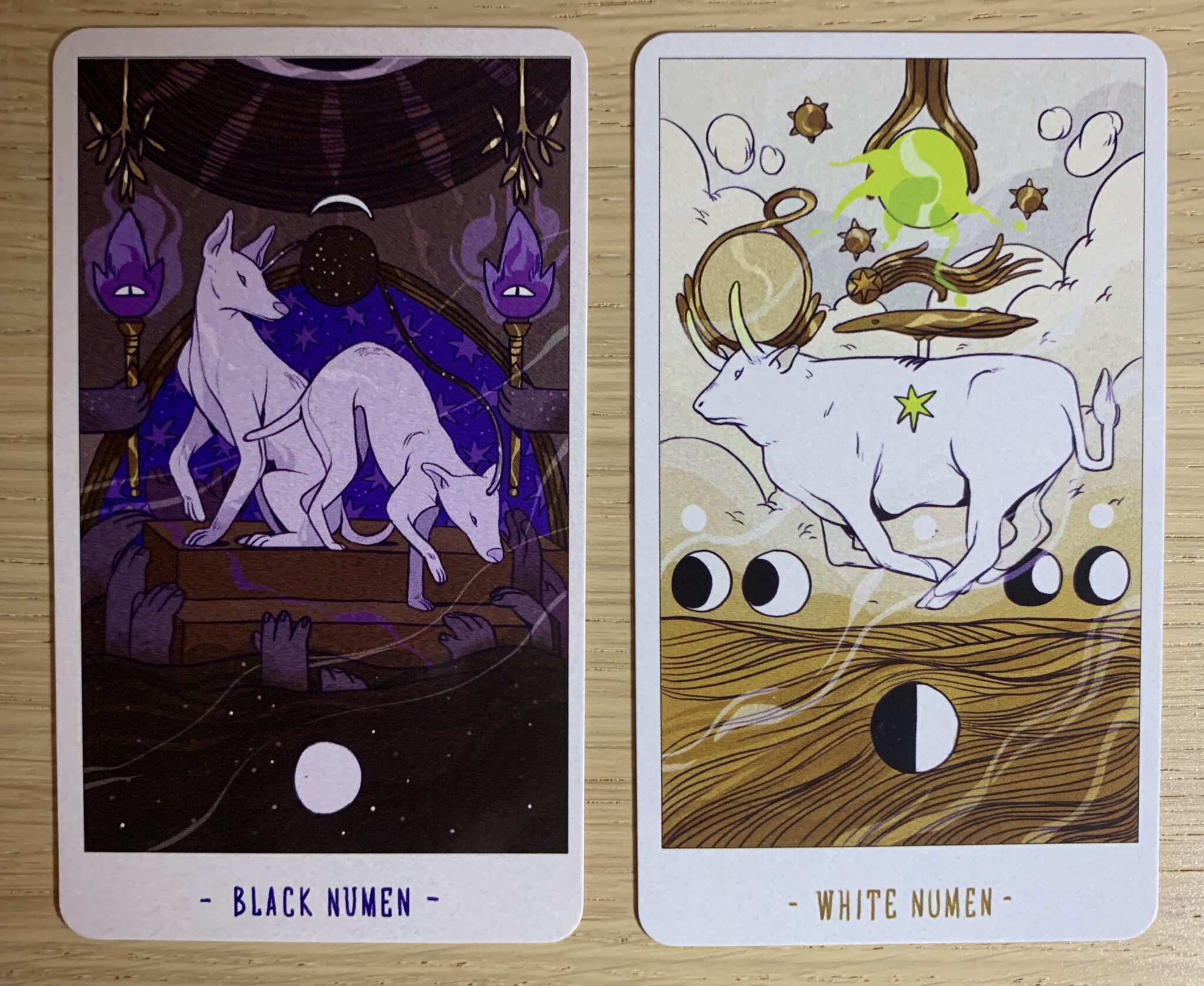 A Flip Through The White Numen - A Sacred Animal Tarot - RachelSwirl